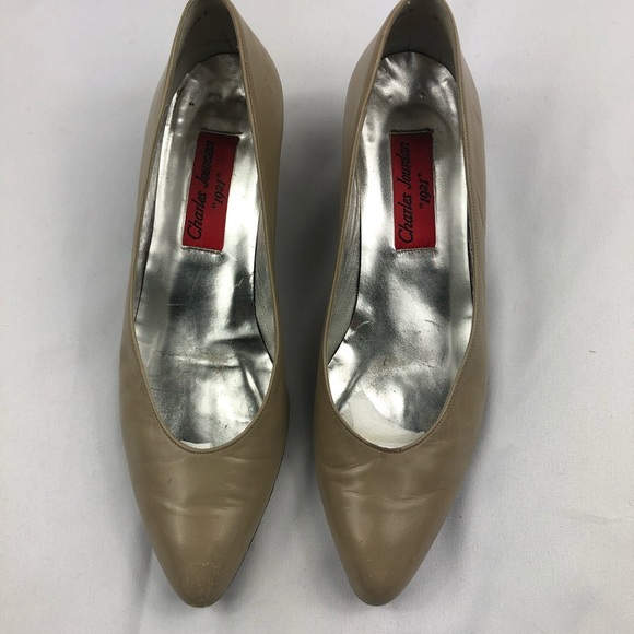 Charles Jourdan | Shoes | Charles Jourdan 921 Tan Shoe 2 Inch Heel Size ...